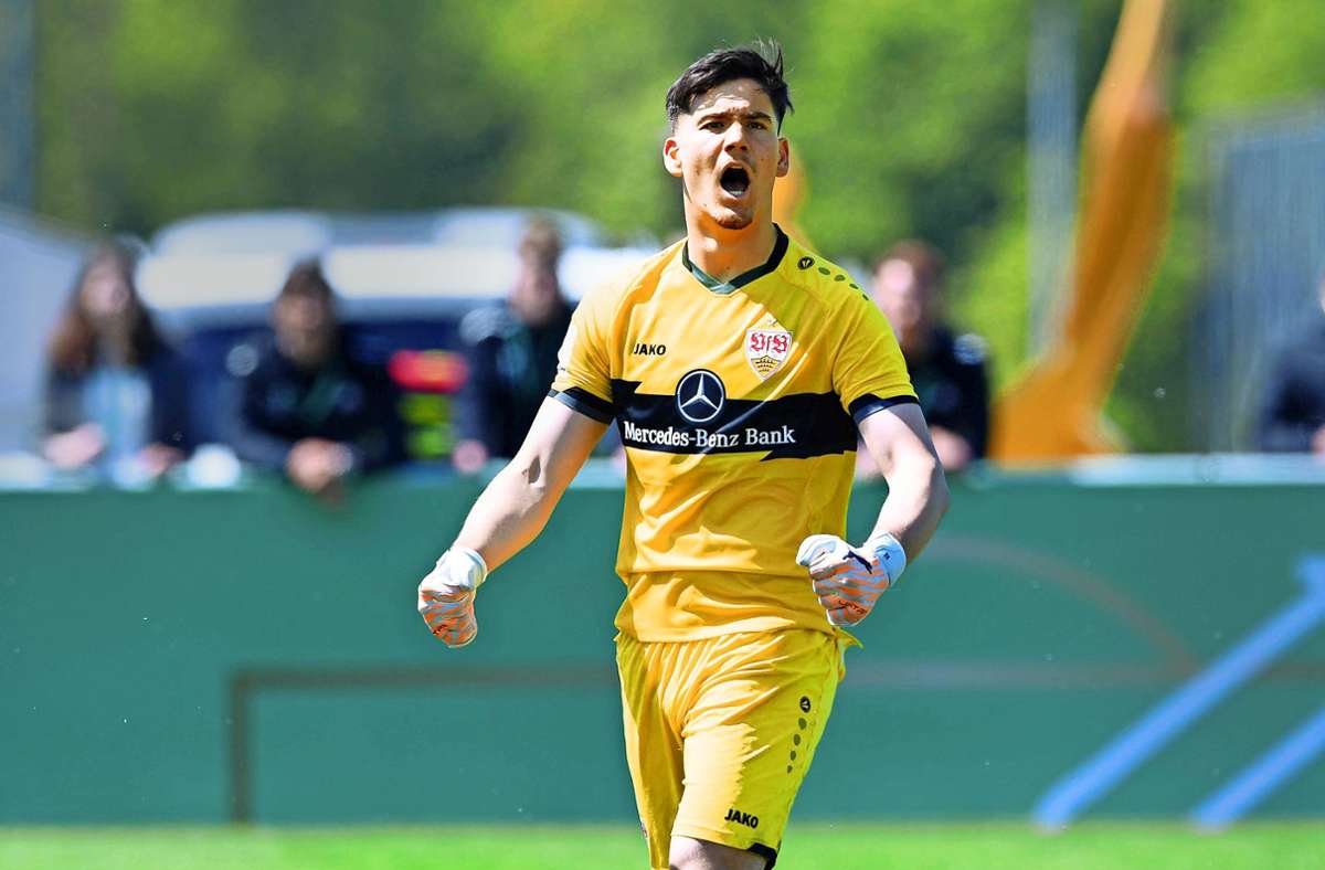 Dennis Seimen vom VfB Stuttgart: Ein Torhüter-Juwel wächst beim VfB ...