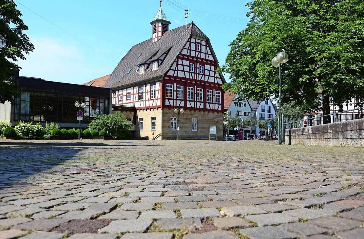 Leinfelden-Echterdingen: Pflastersteine gelten als Stolperfallen ...