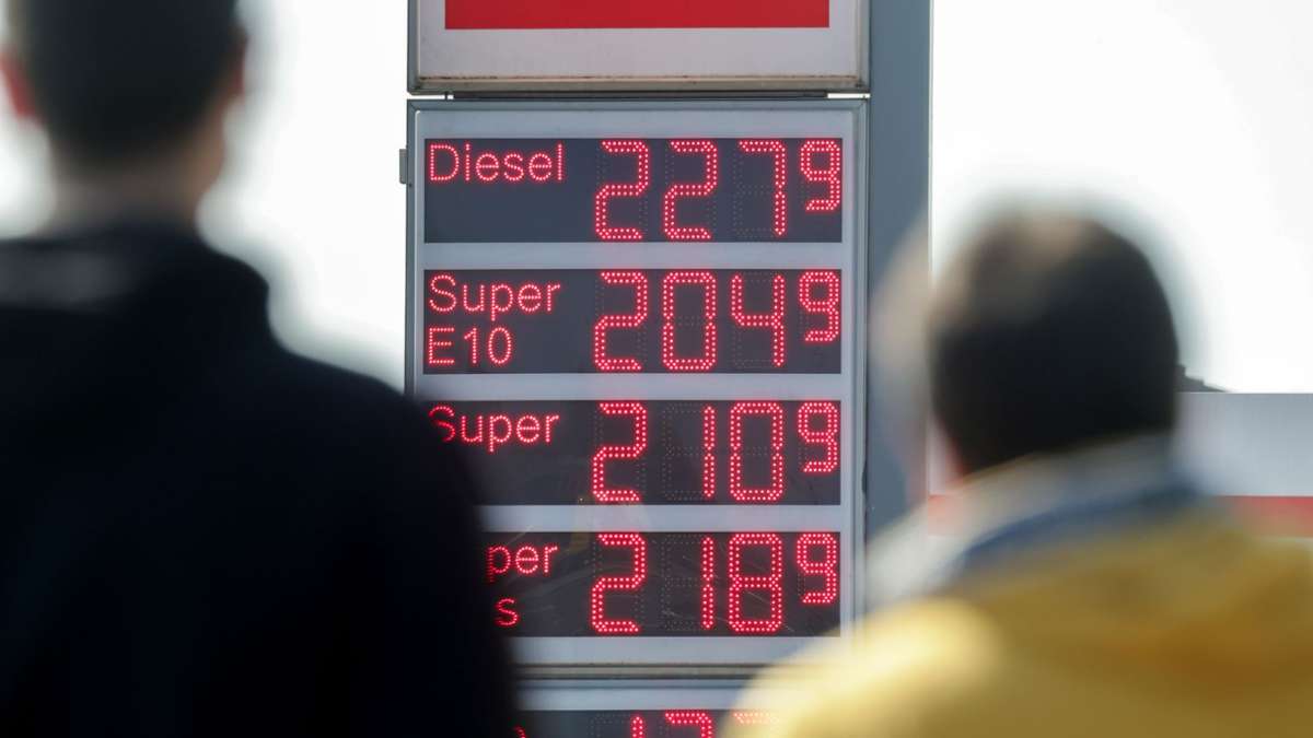 Wunderschne Dieselpreis In Kiel Bildnull