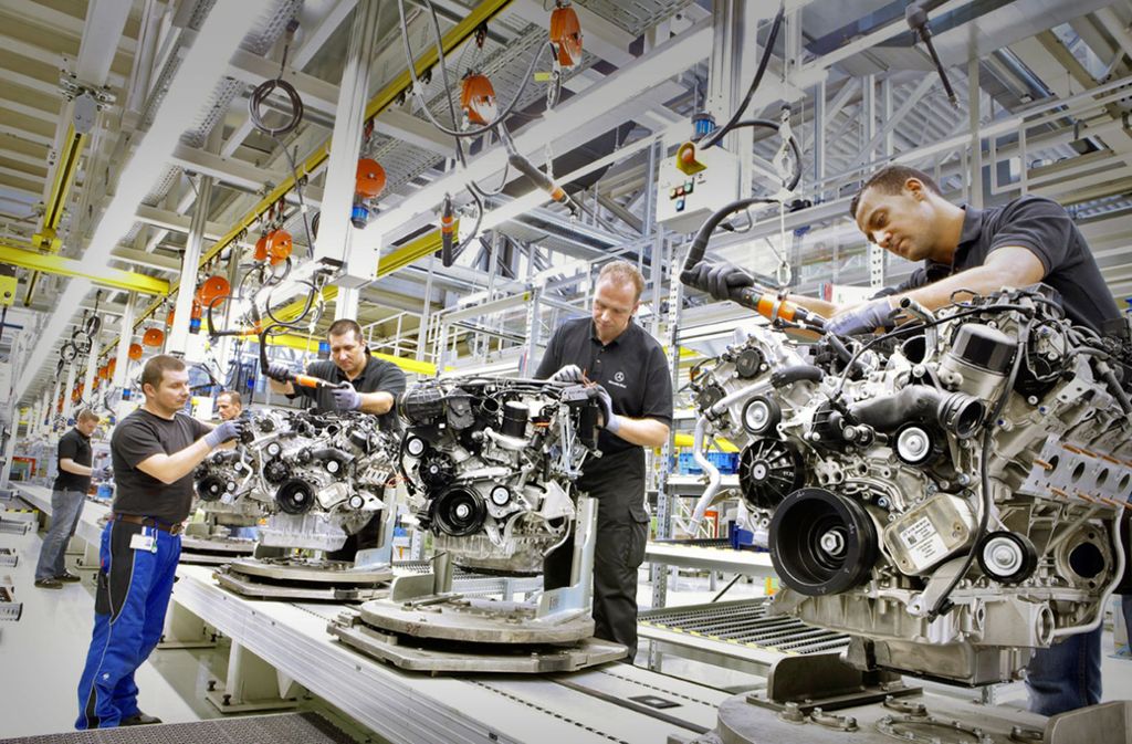 Wunderschne Tdliche Schsse Im Mercedes Werk Ebenbild